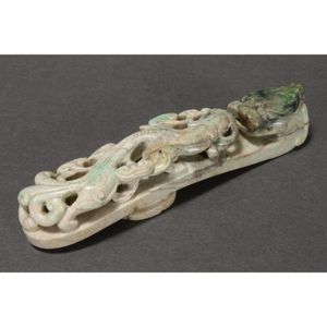 Antique Chinese belt hooks, various materials - price guide and values