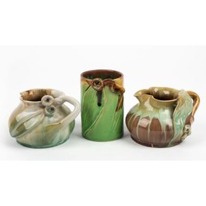 1940s and 1950s Remued (Australia) vases and ewers - price guide and values