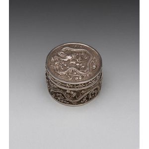 Embossed Chinese Silver Round Box with Dragon Motifs - Zother - Oriental