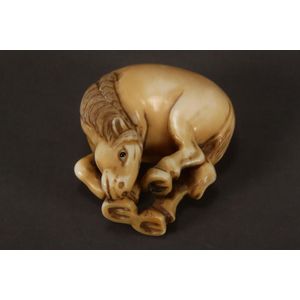 Carved Japanese ivory netsuke - price guide and values