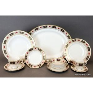 Royal Crown Derby 'Derby Border' China Dinner Service Set - Royal Crown ...