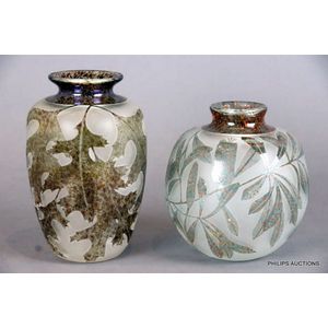 Australian Glass Vases with Oak Leaf and Banksia Decoration ...