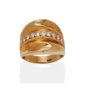 Fluted Band Diamond Ring in 18ct Gold - Rings - Jewellery