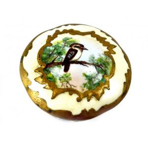 May Creeth (Australia), hand painted jewellery and ceramics, late 19th ...