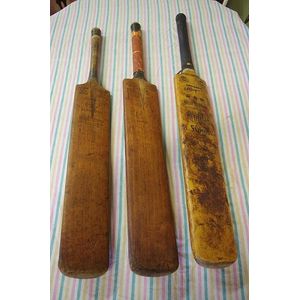 Signed Vintage Cricket Bats including England and Australia - Sporting ...