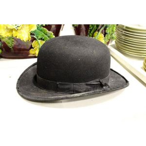 Vintage bowler hats - price guide and values