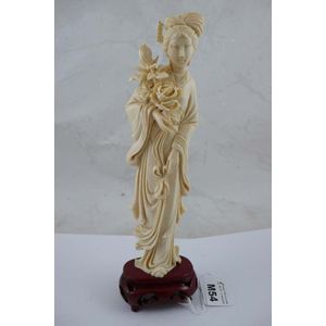 Chinese Lady Ivory Figurine - Ivory - Oriental
