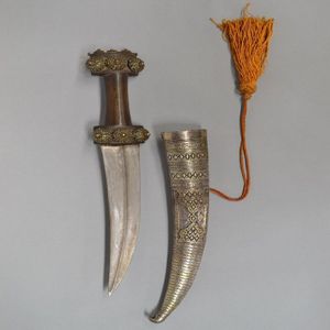 Balkan Jambiya with Silver and Horn Hilt - Edged Weapons - Militaria ...