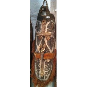 Iatmul Ancestral Mask with Ochre, Cowrie Shells and Cus-Cus Fur - Furs ...