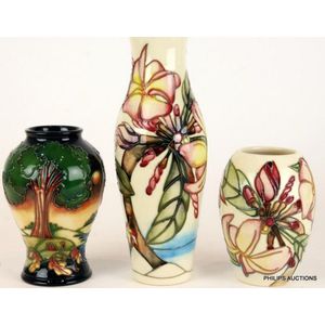 British Moorcroft Pottery designer Emma Bossons - price guide and values