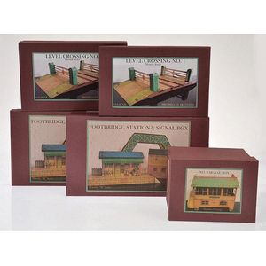 Hornby Accessory Collection in Reproduction Boxes - Railway Trains and ...