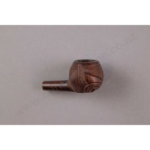 Vintage pipes, smoking - price guide and values