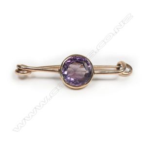 Amethyst Safety Pin Brooch in 9ct Gold - Brooches - Jewellery
