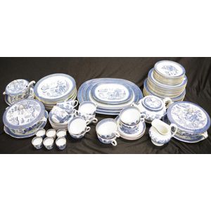 Mintons Willow Pattern Dinner Set - Minton - Ceramics