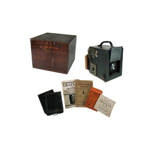 Graflex & Graphic Camera Set with Manuals & Box - Photography - Cameras ...