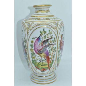 Exotic Bird Hand-Painted Chelsea Porcelain Vase - Zother - 18th Century ...