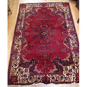 Red Persian Rug: 290 x 196 cm - Rugs & Carpets - Textiles & Fabrics