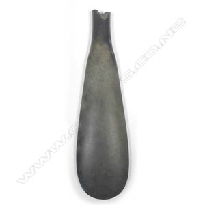 New Zealand Maori artefacts patu, patuki, paoi (clubs / root and flax ...