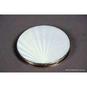 Vintage enamelled compacts - price guide and values