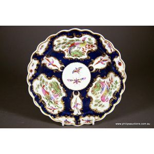 1770 Worcester Dr Wall Plate with Bird Decoration - Worcester - Ceramics