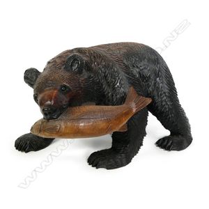 Ussuri Brown Bear Catching Chum Salmon - Zother - Oriental