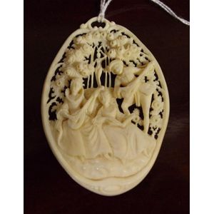 Vinatge carved ivory pendants and lockets - price guide and values