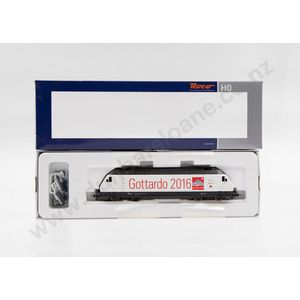 SBB Re 460 Electric Locomotive by Roco - Railway Trains and Trams ...