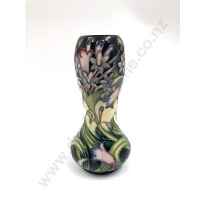 Moorcroft Designer Vase, 2003, Boxed - Moorcroft - Ceramics