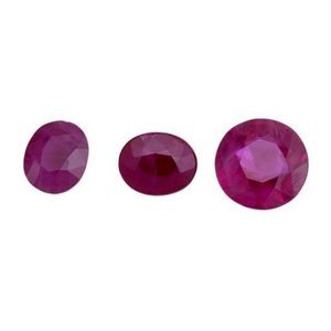 Three Unmounted Rubies - 4.78 Carats Total Weight - Unmounted / Loose ...