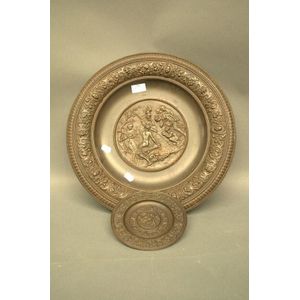 Pair of Renaissance-style Bronze Plates - Bronze and ormolu - Metalware