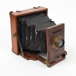Antique Lancaster Field Camera with Brass Lens, 1880s, Merveilleux ...
