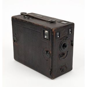 French 'Flora' Plate Magazine Box Camera, 1890s Vintage Collectible ...