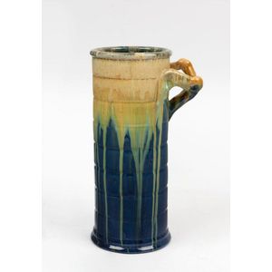 1940s and 1950s Remued (Australia) vases and ewers - price guide and values