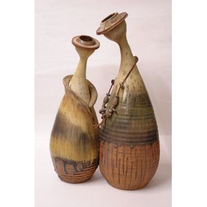 Ian Firth (New Zealand) ceramics - price guide and values