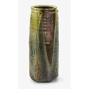 Colin Levy (Australia) ceramics - price guide and values