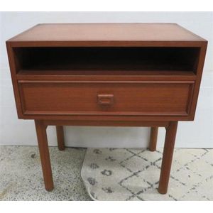 Parker's Chic Side Table - Tables - Side and Serving - Furniture