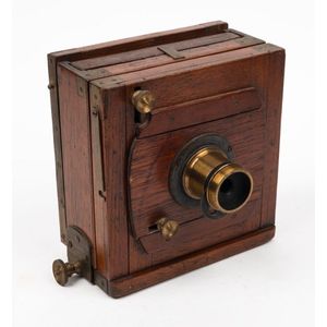 Vintage Brass Lens Plate Tailboard Camera with Four Aperture Settings ...