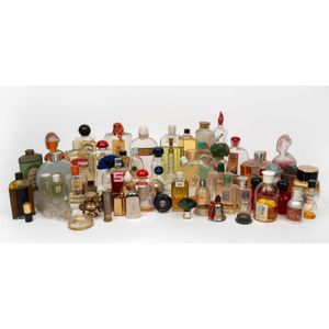 Collection of 59 assorted perfume and cologne bottles, largest 19cm ...