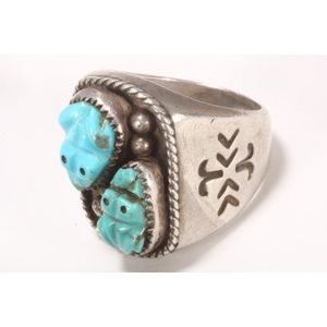 Zuni Turquoise Frog Fetish Ring with Sterling Silver Band - Rings ...