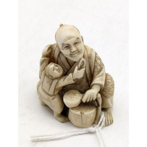 Carved Japanese ivory netsuke - price guide and values