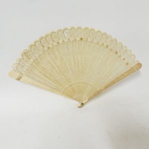 Chinese Ivory Brise Fan - Ivory - Oriental