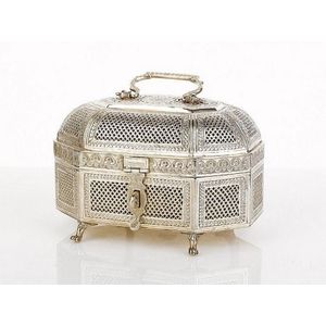 Octagonal Silver Box with Flower Design and Paw Feet - Boxes, Jewellery ...