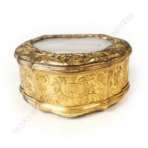 Gilded Rococo Double Snuff Box with Agate Inlay - Snuff - Recreations ...