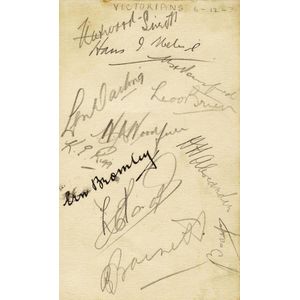 1933-34 Victorian Team Autographed Page - Sporting - Cricket - Memorabilia