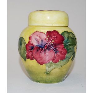 Hibiscus pattern by Moorcroft Pottery (England) - price guide and values