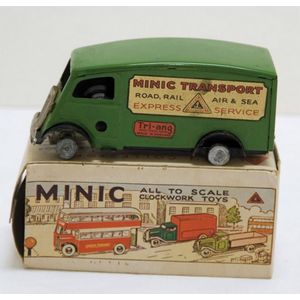Clockwork Tinplate Tri-ang Shutter Van in Green - Clockwork - Toys & Models