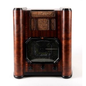 Vintage Australian STC radio - price guide and values