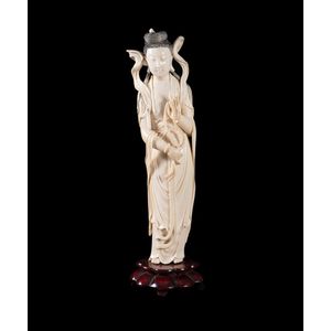 Carved Chinese ivory human figures - price guide and values