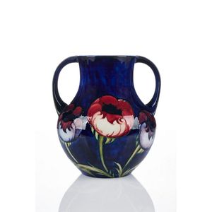 Poppy pattern by Moorcroft Pottery (England) - price guide and values