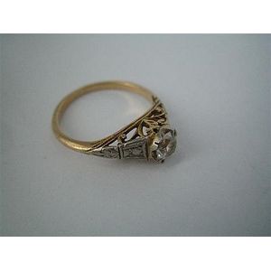 18ct Gold Ring with White Stone - 2g - Rings - Jewellery